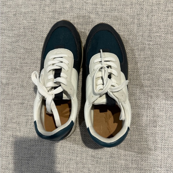 Universal Thread | Shoes | Universal Threads Shoes | Poshmark